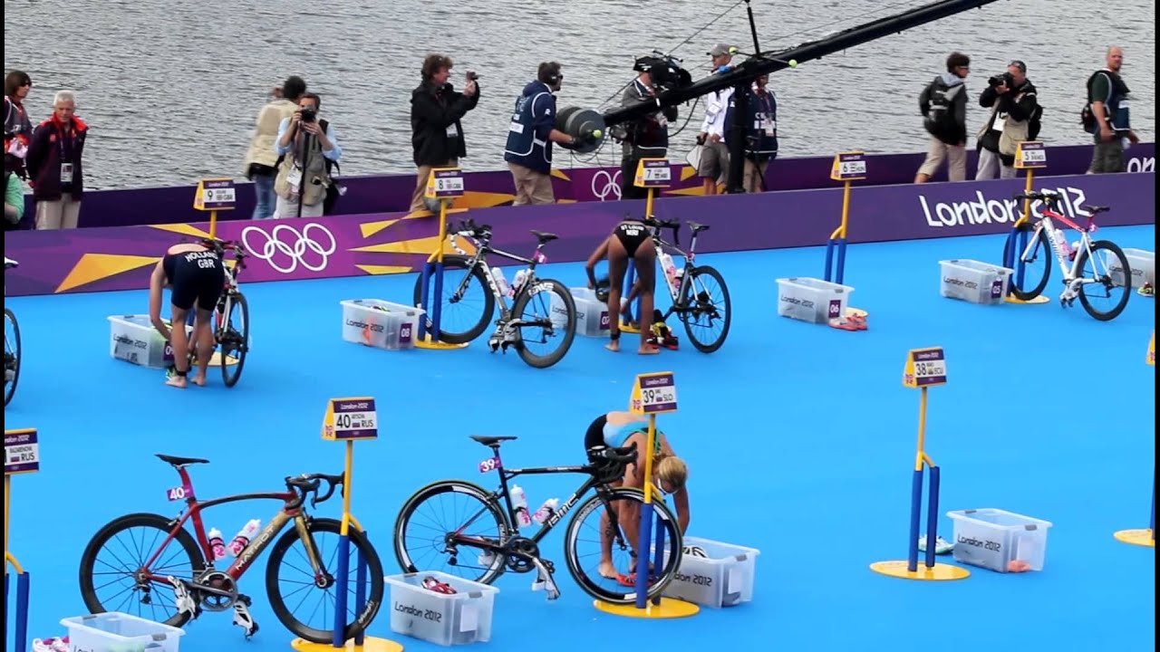 London Olympic Triathlon 2nd group into T2.MOV - YouTube