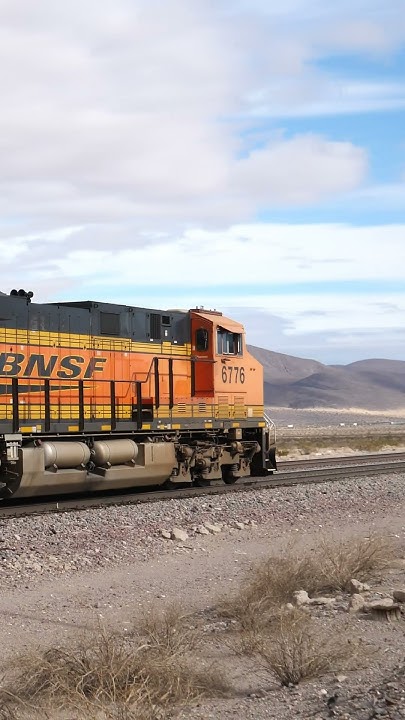 BNSF 6776 EB Z TRAIN 12-30-2022 - YouTube