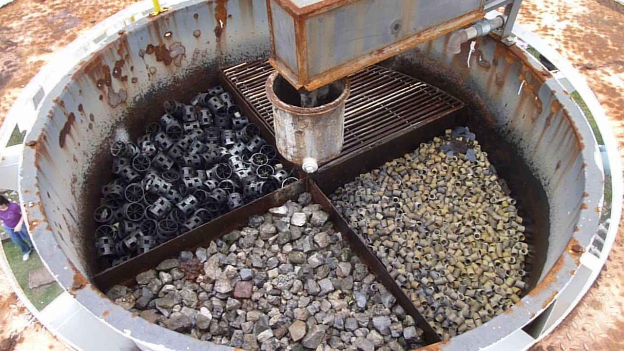 Funcionamiento de un Filtro percolador - YouTube