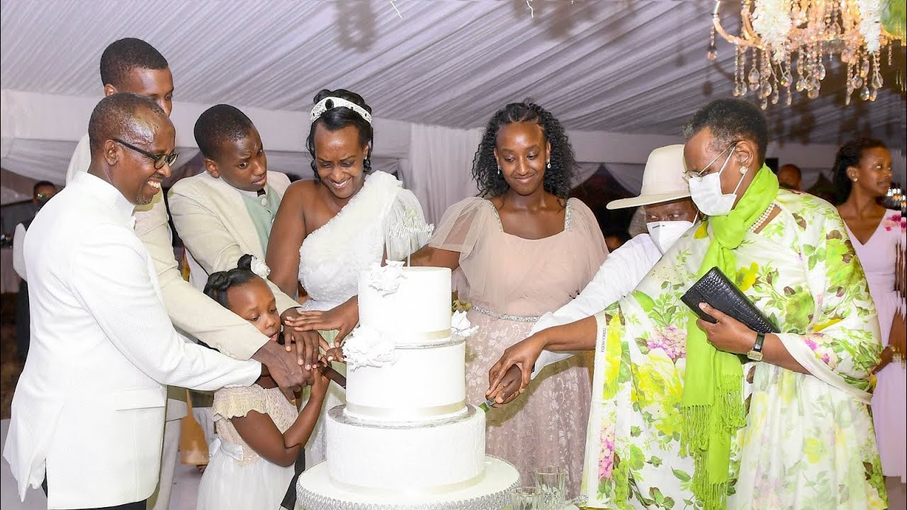 MUSEVENI'S DAUGHTER - PASTOR PATIENCE RWABWOGO'S WEDDING ANNIVERSARY ...