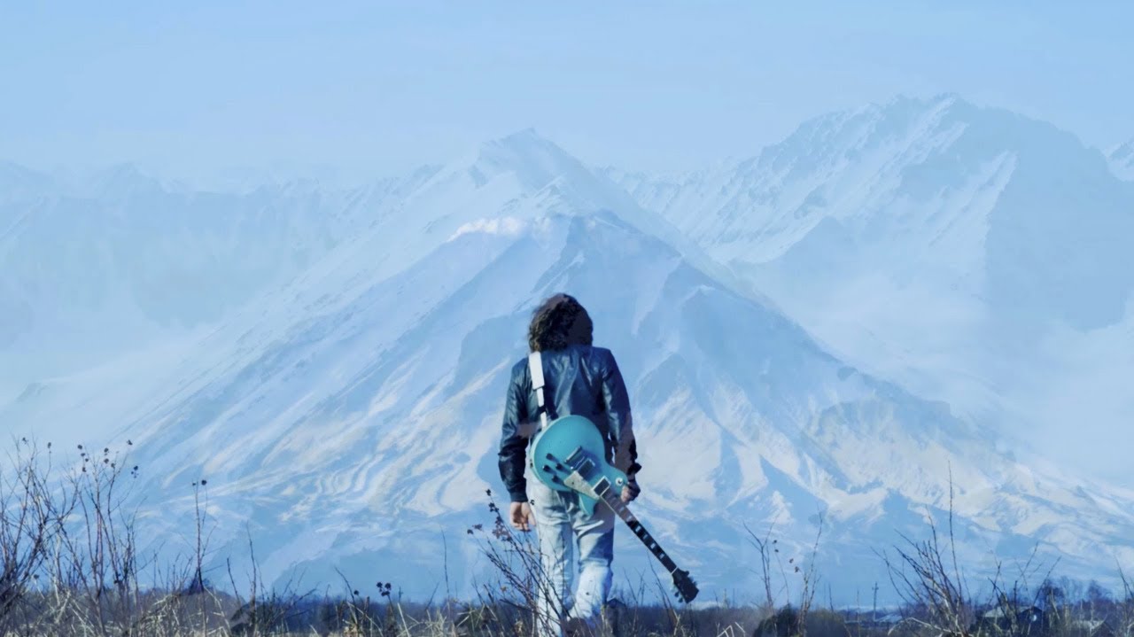 Mumiy Troll — Fantastica (English version) Official Video - YouTube