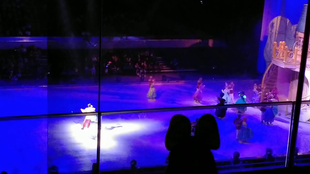 Disney on ice(Cinderella) - YouTube