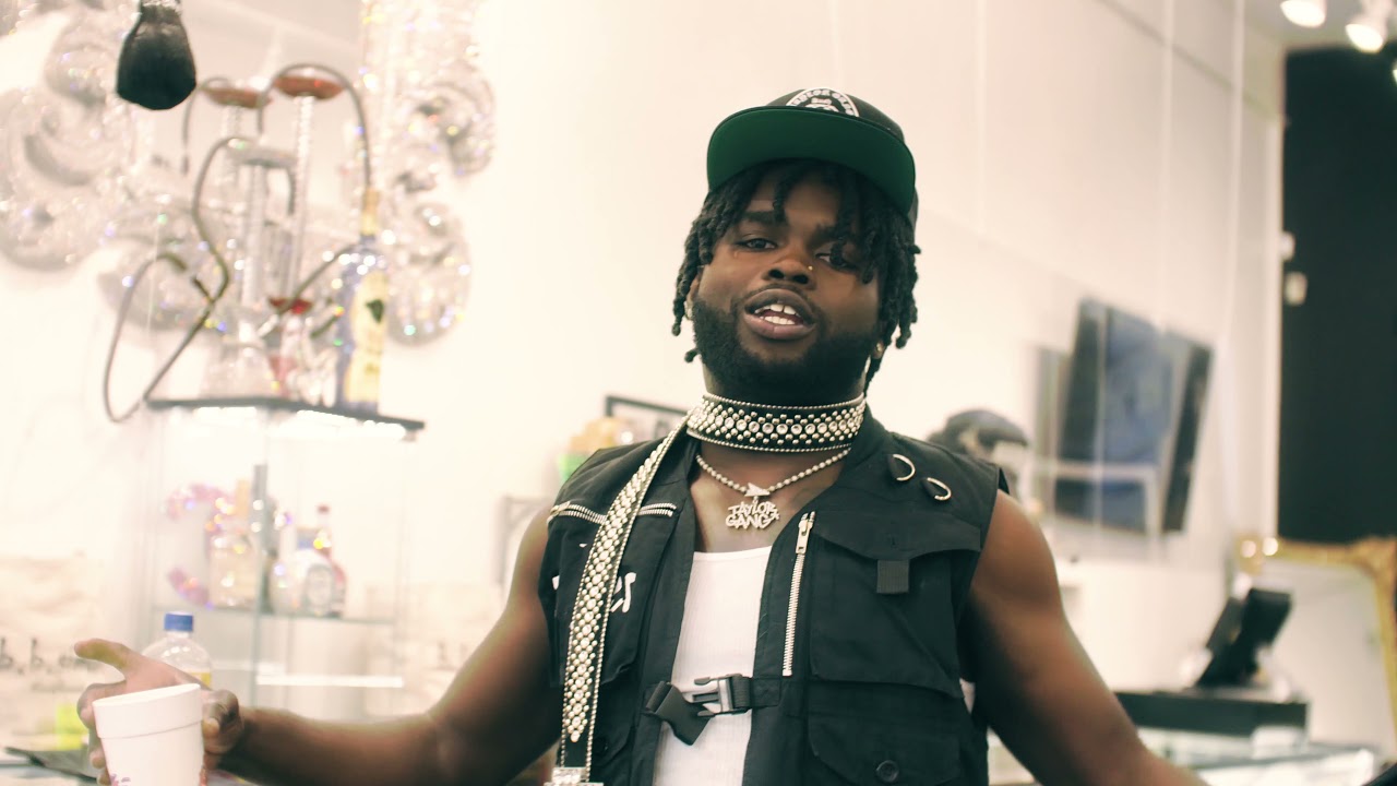 Young Deji - Ozone Interlude [Official Music Video] - YouTube