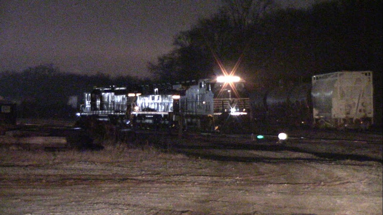 NS 14J with NS 4075, NS 855 (Slug), and NS 6200 Working at the NS East ...