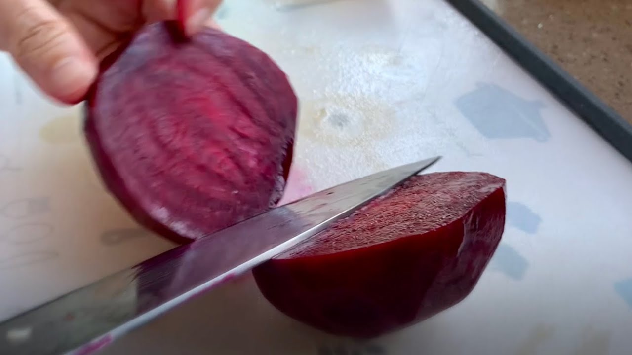 Tasty and nutrients packed Beetroot recipe | 美味和营养丰富的甜菜根食谱 - YouTube