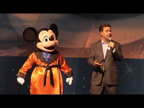 Mickey and the Magical Map grand opening with Mickey Mouse and ...