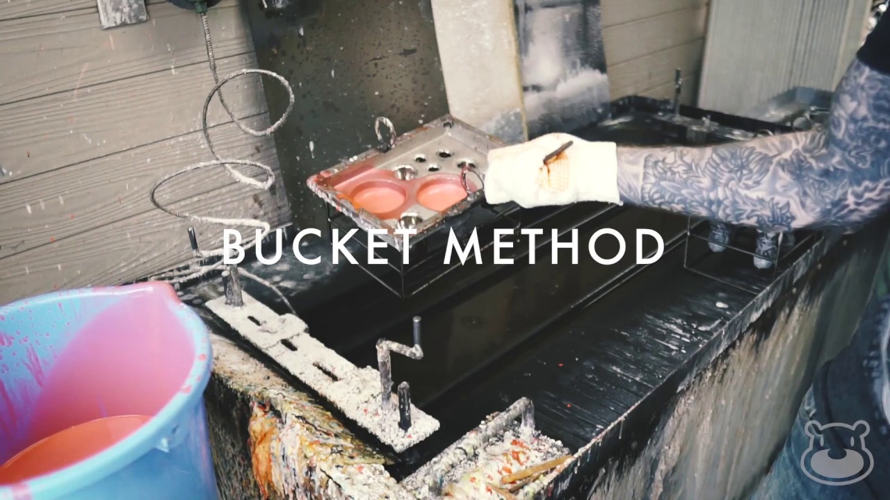 Japanese Sofubi Toy technique "Bucket Method" - YouTube