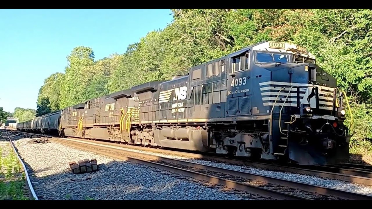 Enormous NS Grain Train & Huge DPass w/ NS & Amtrak Crescents 19/20 Fierce BNSF & Union Pacific ...
