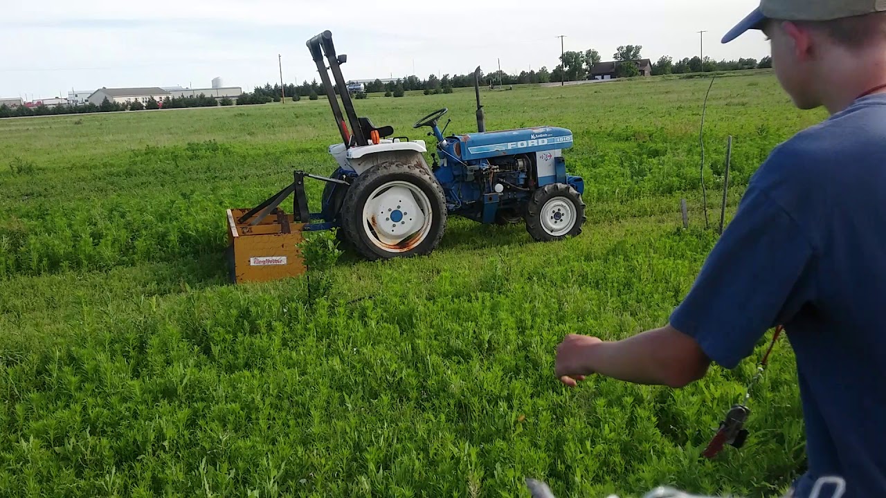 Starting Ford 1510 - YouTube