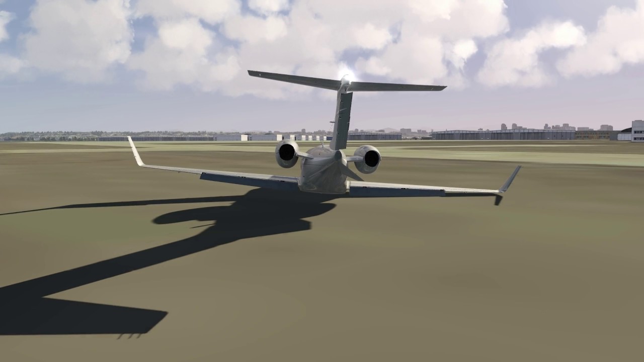 Learjet crash landing San Diego - YouTube