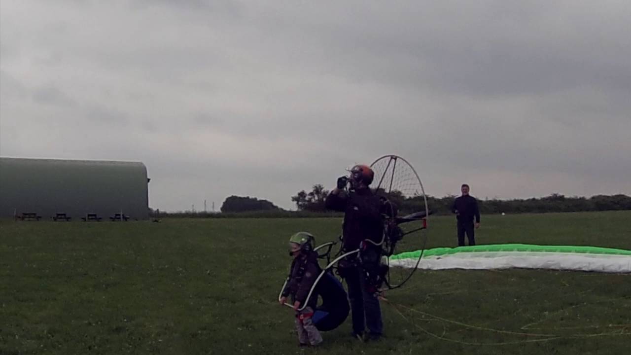 Théodore & Alain GAME 42 & NITRO 200 - YouTube