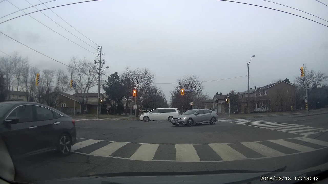 Two Cars Run Red Light - Huge Crash HEAD ON - YouTube