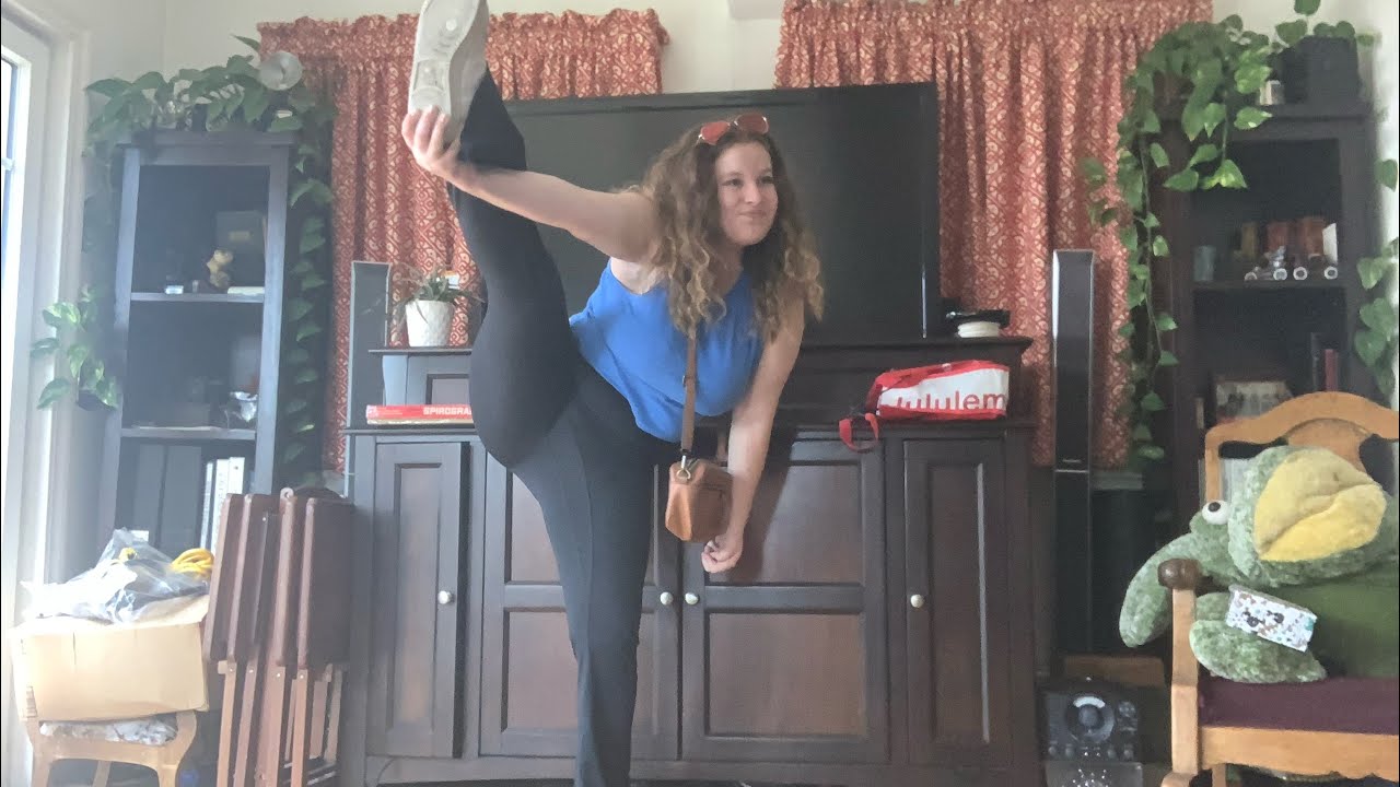 LEARNED THE TURNING RED DANCE - YouTube