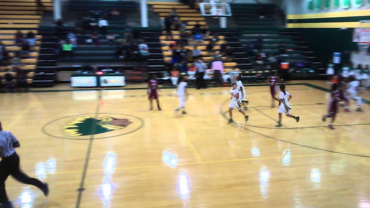 Miyah Barnes vs Memphis East 2 - YouTube