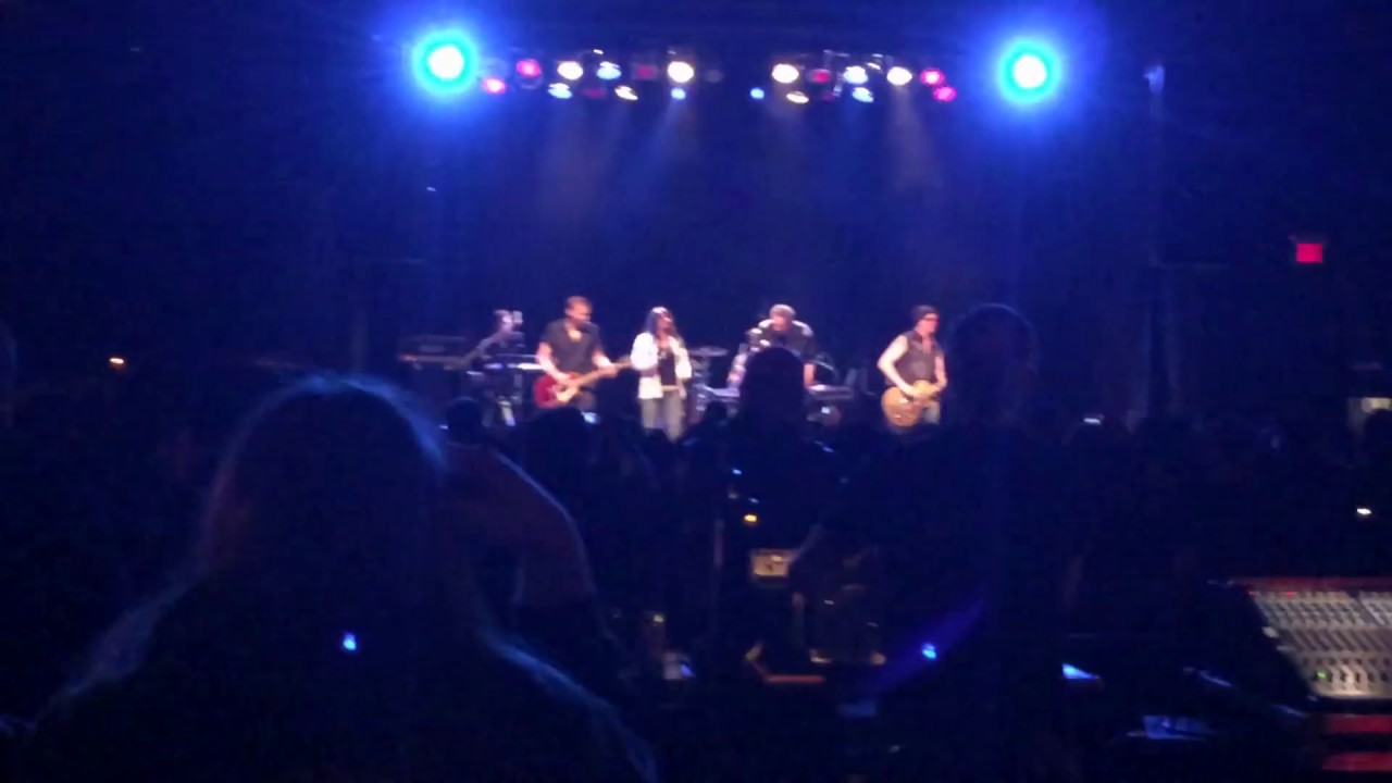 The Box live.Closer Together..Toronto,The Phoenix 2015 - YouTube