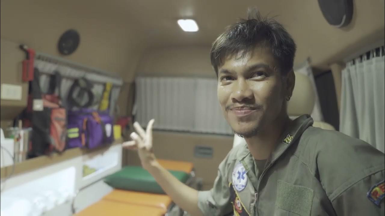 รถตู้ มาแรง Ambulance คุยกับพี่ "บอย ร่วมกตัญญู" RKU มาดูภายในกัน - YouTube