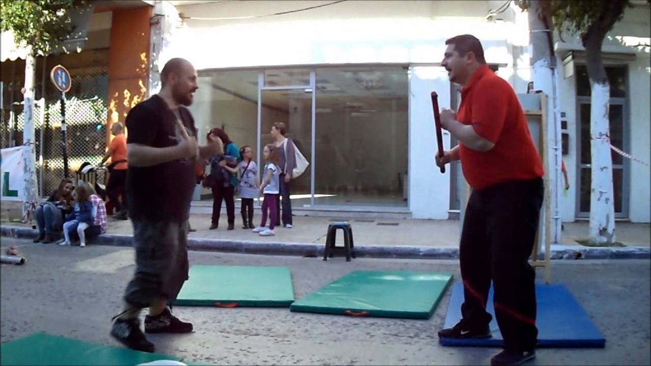 Dynamic Knife & Stick System - YouTube