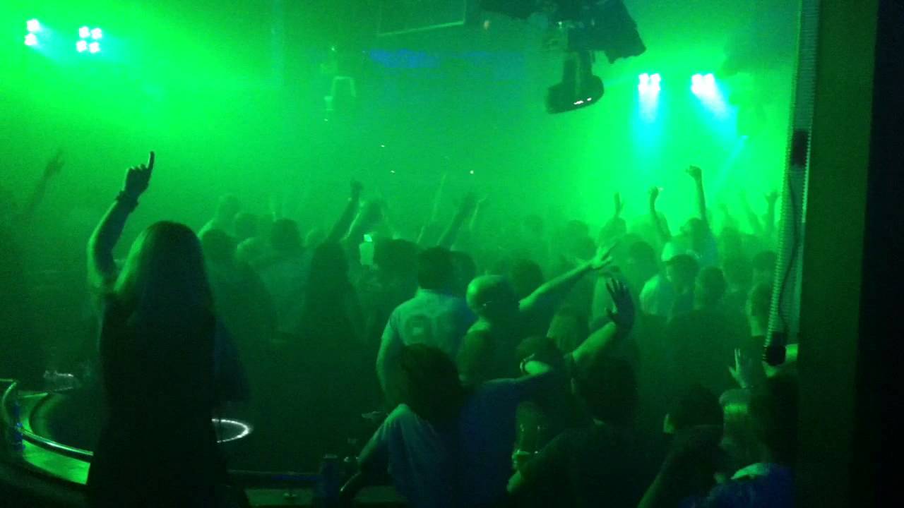 Paul van Dyk @ Gatecrasher Birmingham - Anthem - YouTube
