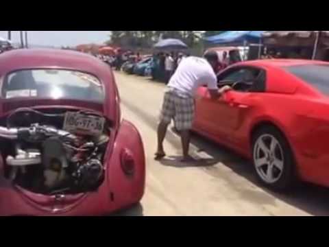 Una simple carrera #1-Bocho vs Mustang-¿Quien Ganara? - YouTube