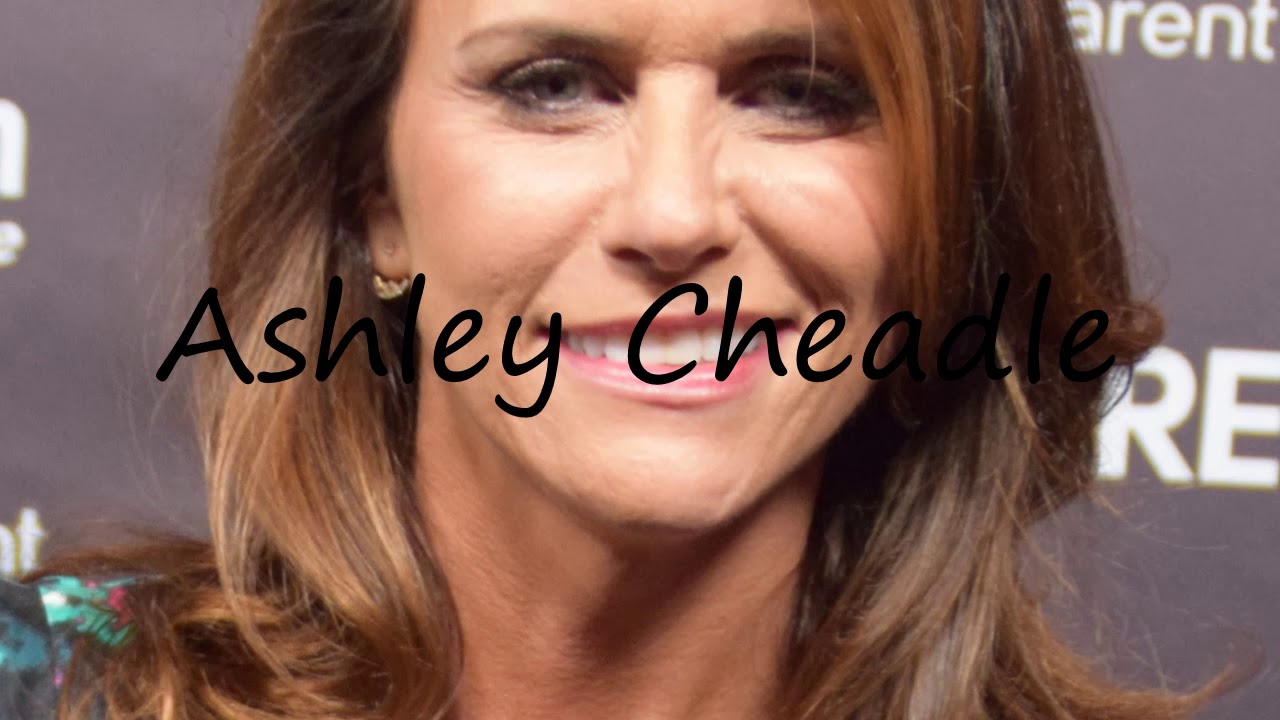 How to Pronounce Ashley Cheadle? - YouTube