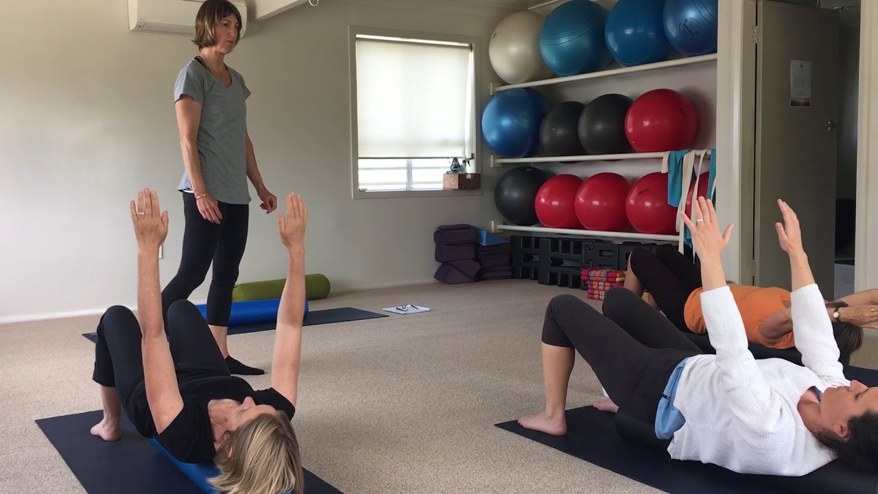 Michele Franks yoga class - YouTube