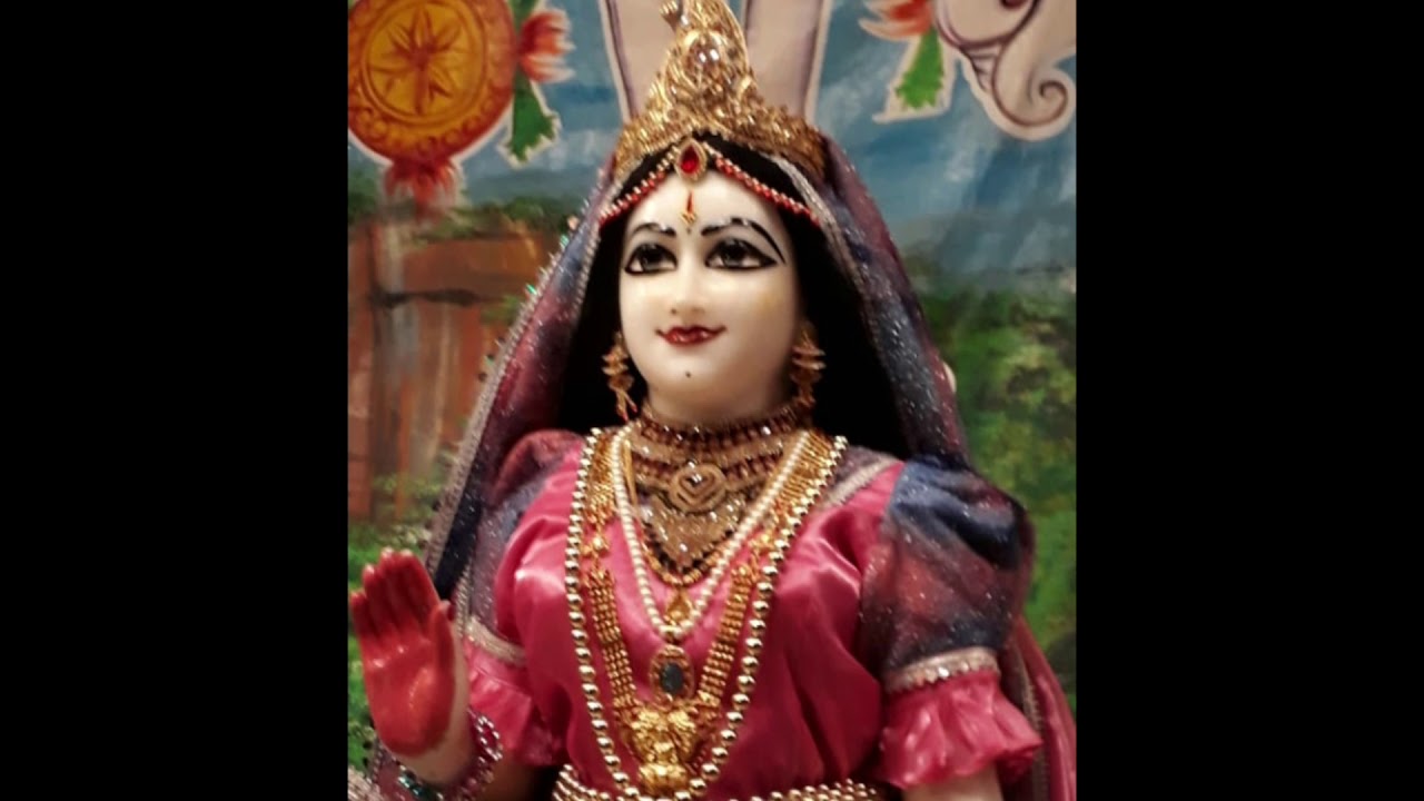 Chi.Sri moukthika. 8years.11th chapter singing in her melodious voice ...