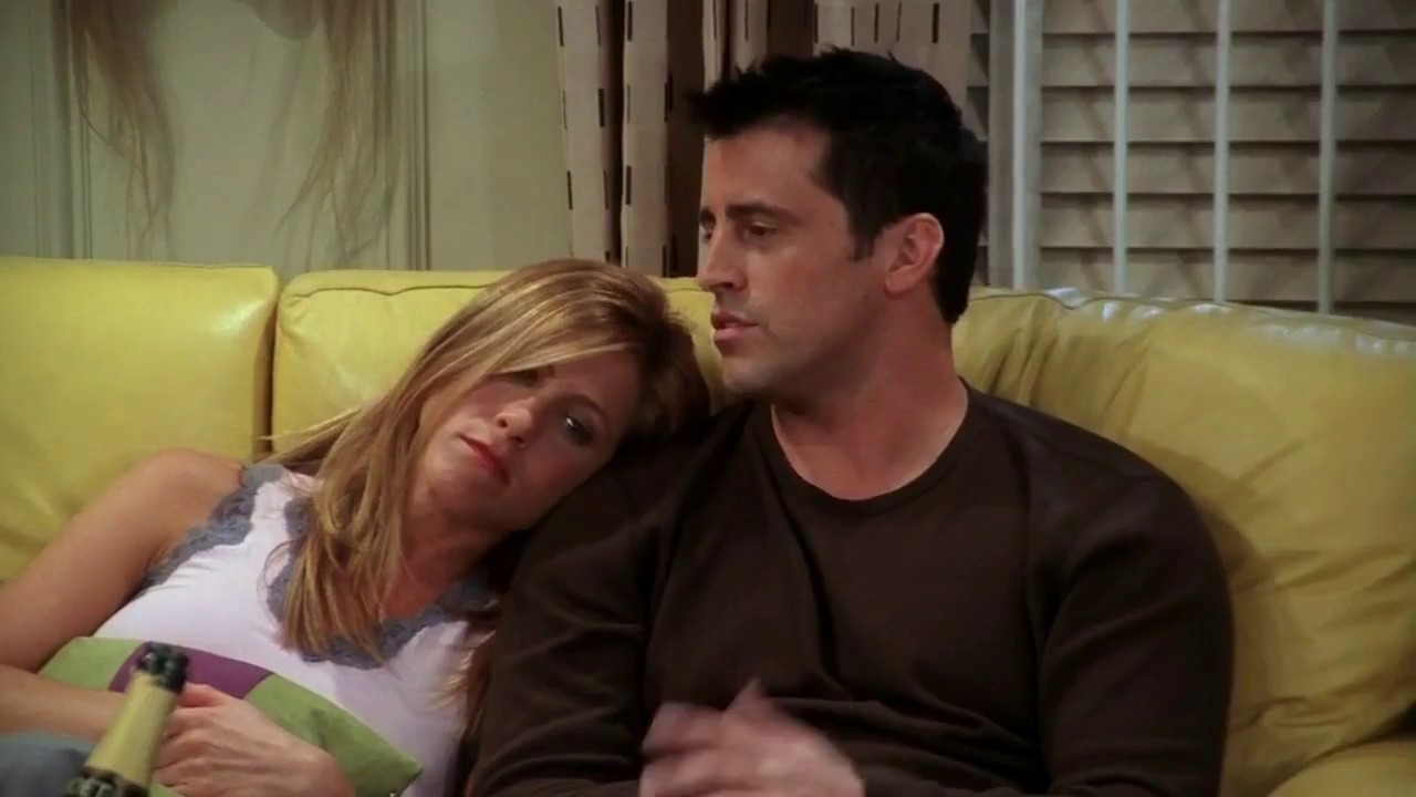 FRIENDS in 2 minutes - YouTube