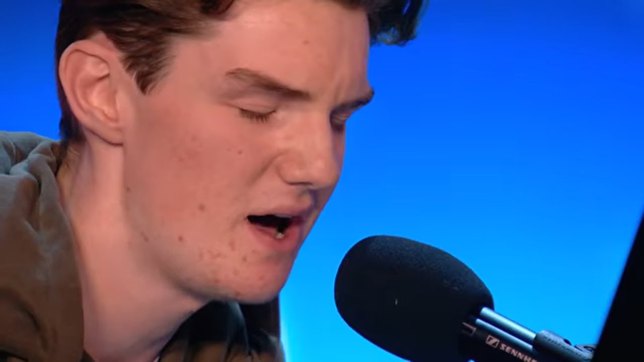 Harry Gardner breaks hearts with a song for his nan | Britain’s Got ...