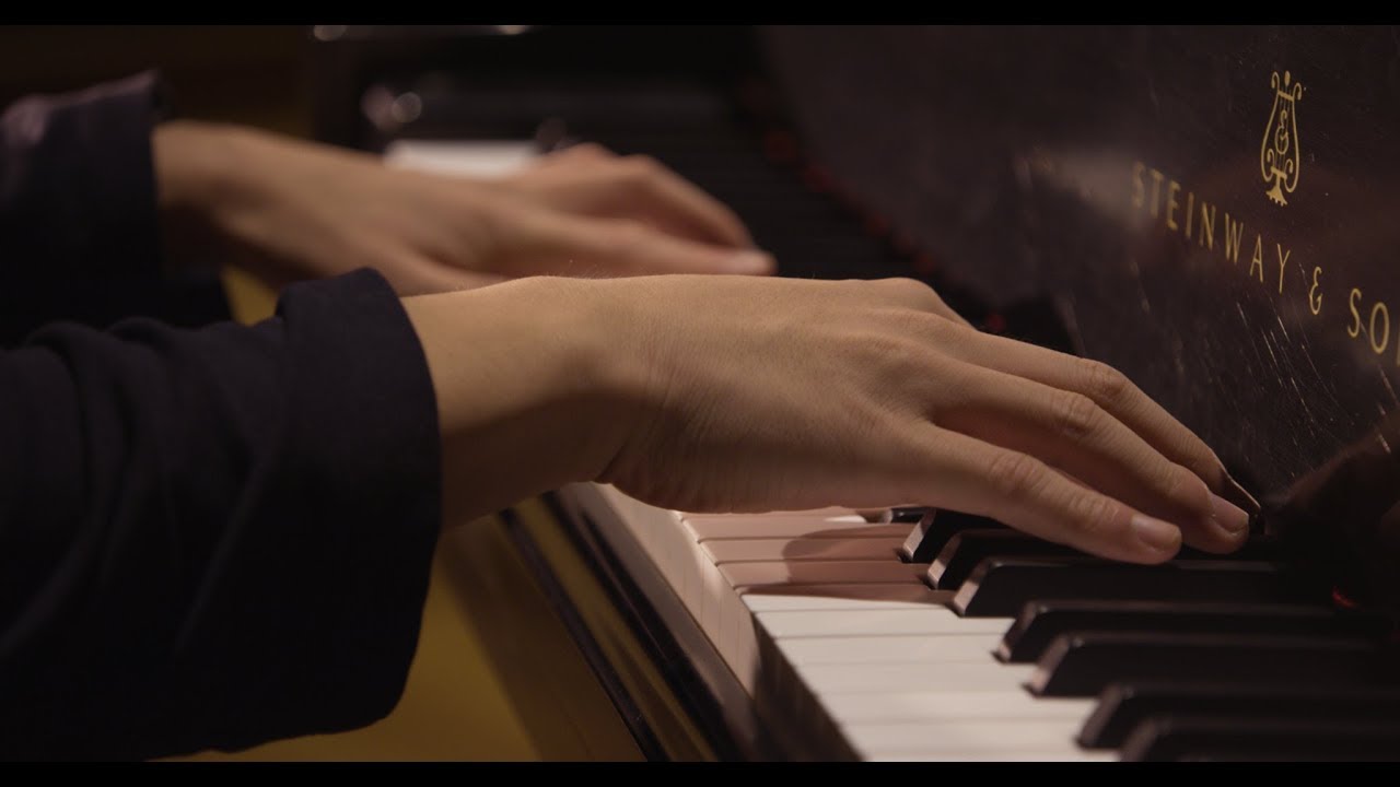 Brian Yu Plays the CS50 Intro 2018 - YouTube