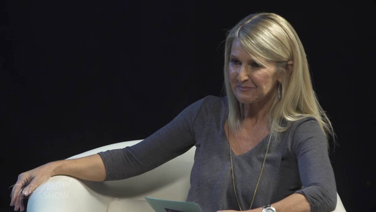 The Tracie Austin Show, Episode 3: Who Are The Men In Black - YouTube