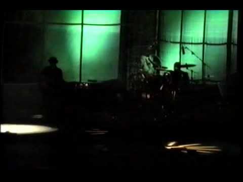 Primus - Del Davis Tree Farm (NYE 1995) - YouTube