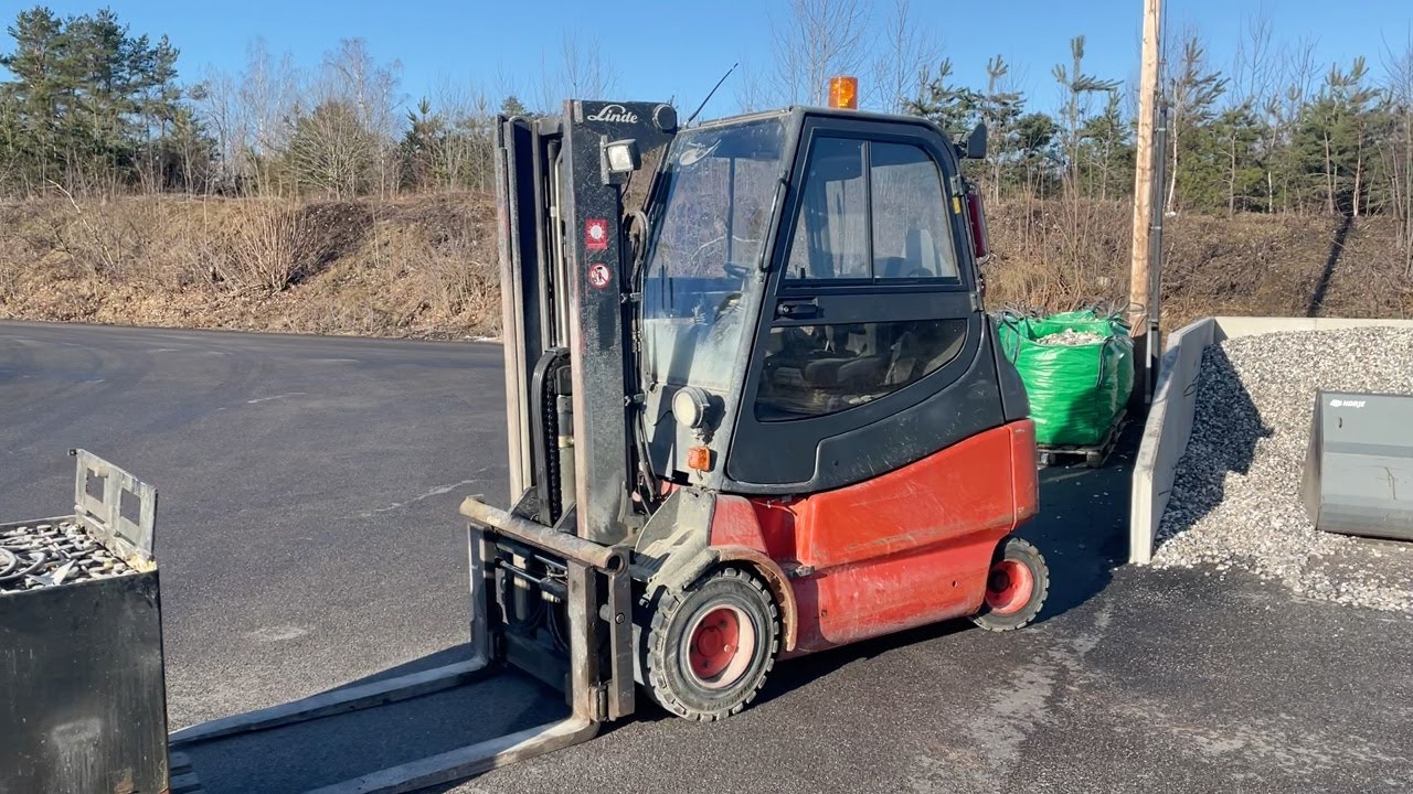 Köp Truck Linde E30/600-02 på Klaravik - YouTube