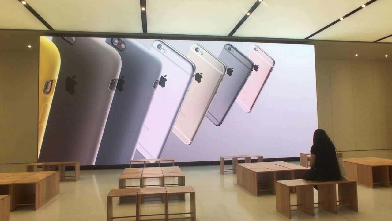 Apple Store Dubai Digital Display Content - YouTube