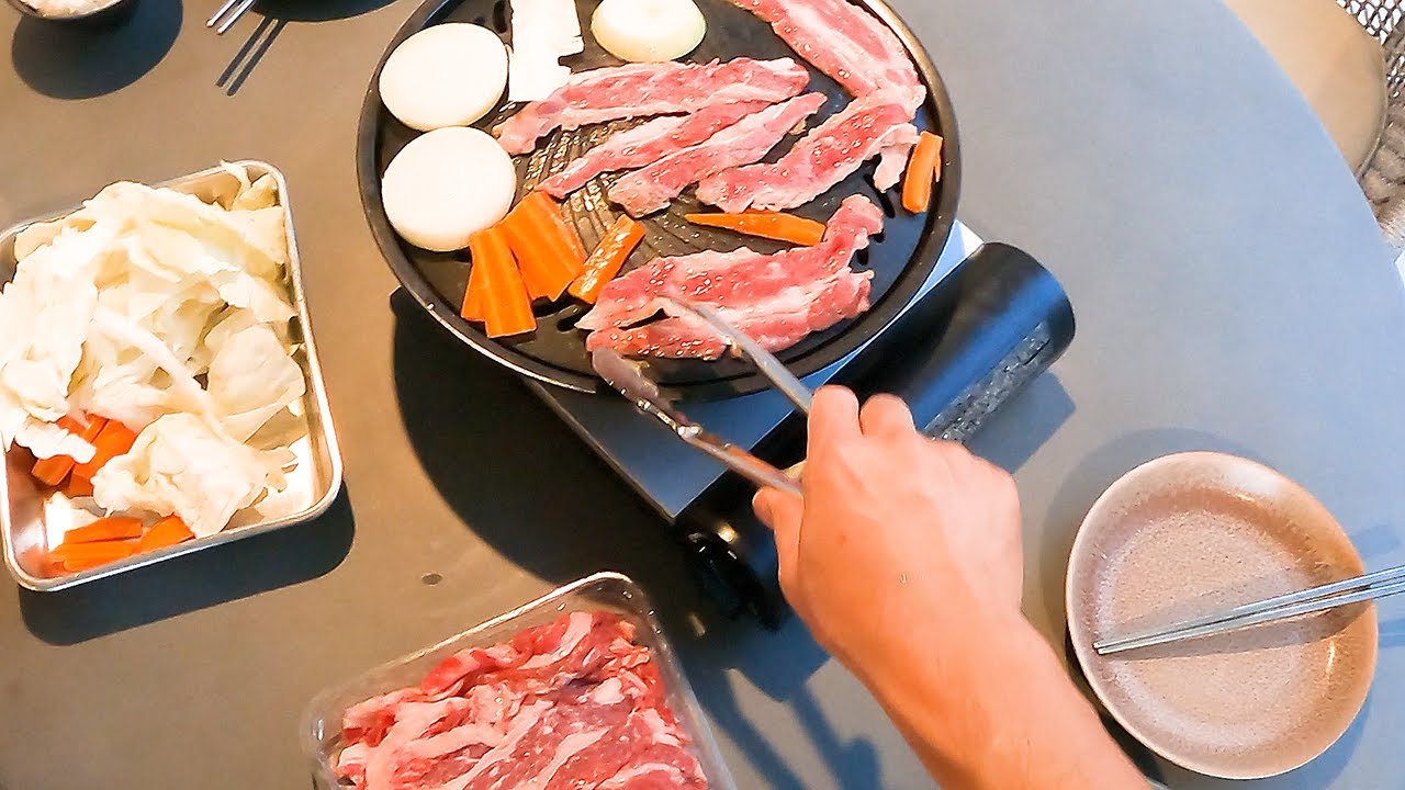 HOW JAPANESE FAMILY EATS YAKINIKU | A Real Japanese Dad Cooks ...