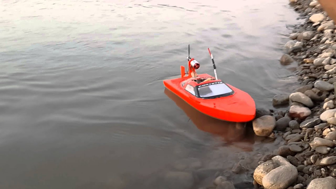 Model uçak parçalarıyla yaptığım RC bot - YouTube