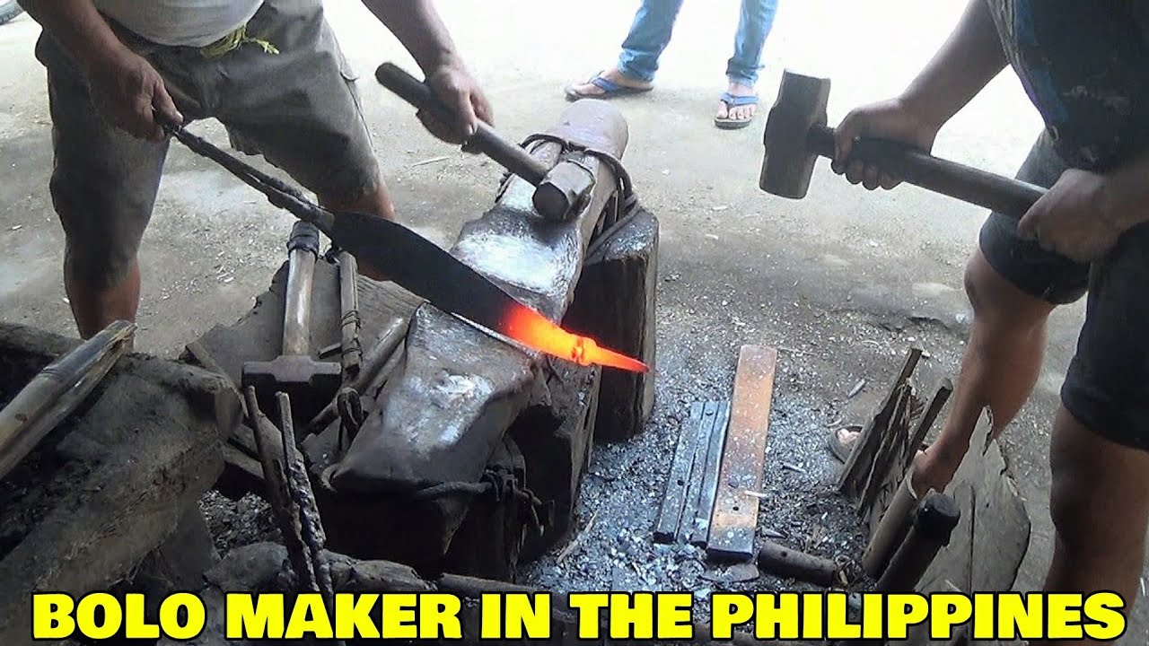 A BOLO MAKER IN THE PHILIPPINES - PANDAYAN NG BOLO FILIPINO BLACKSMITH ...