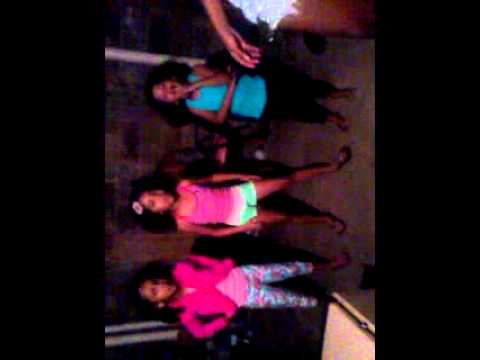 bonde das mini maravilhas - YouTube