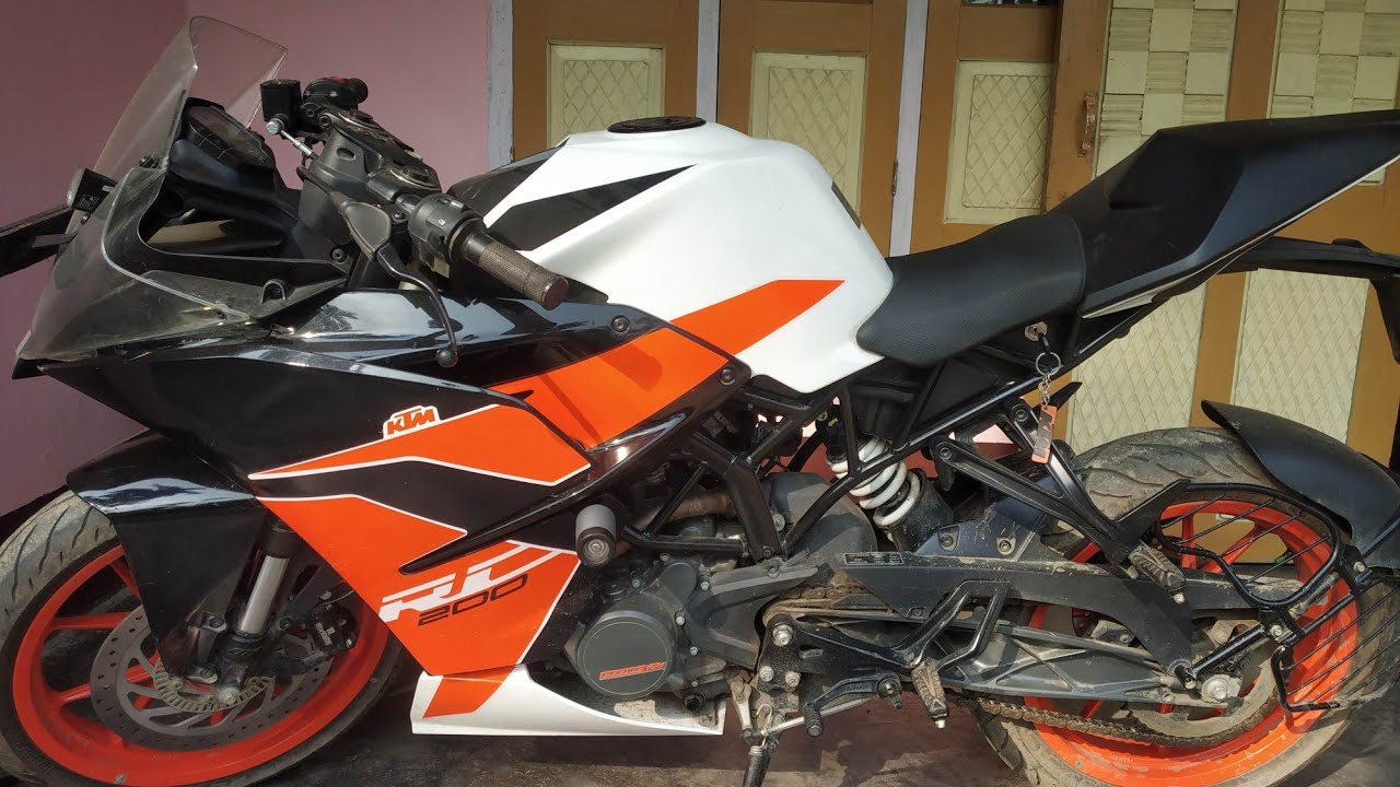 Ktm rc 125|| 200|| 390|| engine oil change. - YouTube