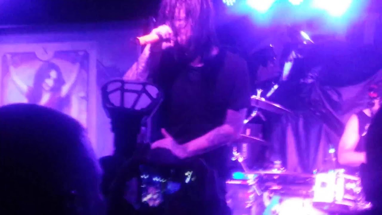 Escape the Fate - Alive live Upstate Concert Hall, New York 5-3-16 ...