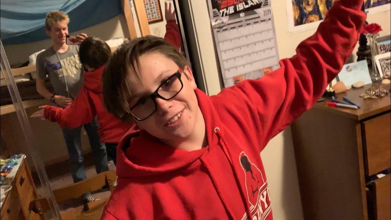 Mr. Bonobo vs. Cars THREE!! - YouTube