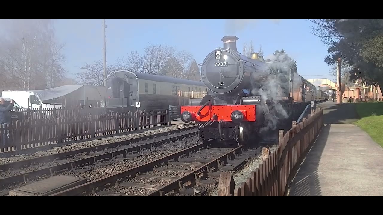 Gloucestershire Warwickshire steam railway 7903 Foremarke Hall depened ...