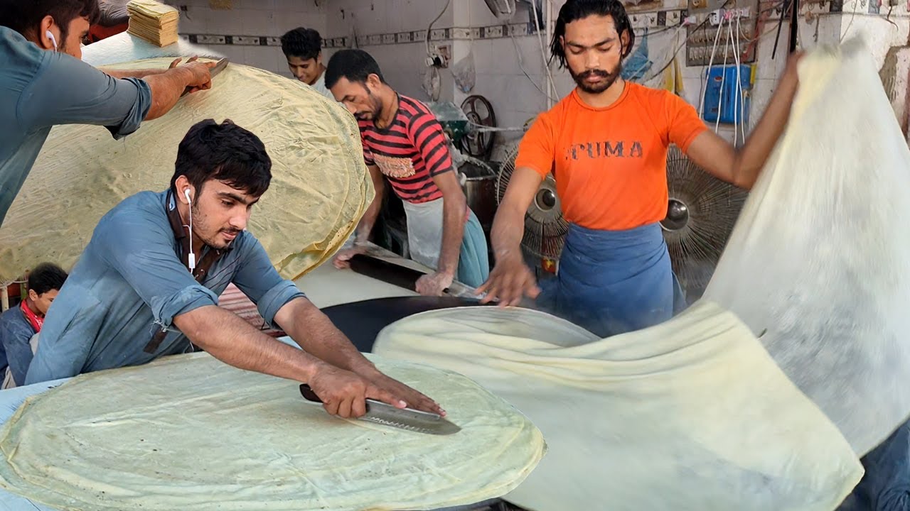 Manda Roti Making | Street Roll and Samosa Patti - Dough Machine Modern ...