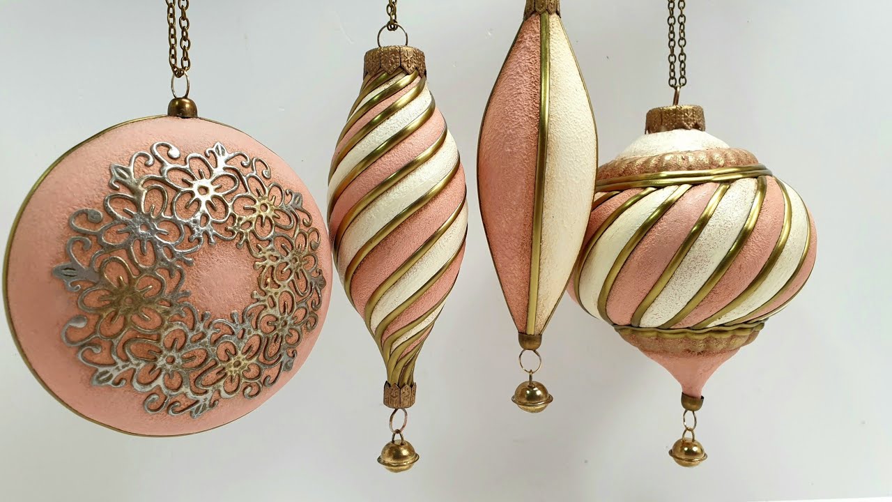 4 Decorațiuni de Crăciun, vintage ! Doar 2 culori, ceară transparentă ...