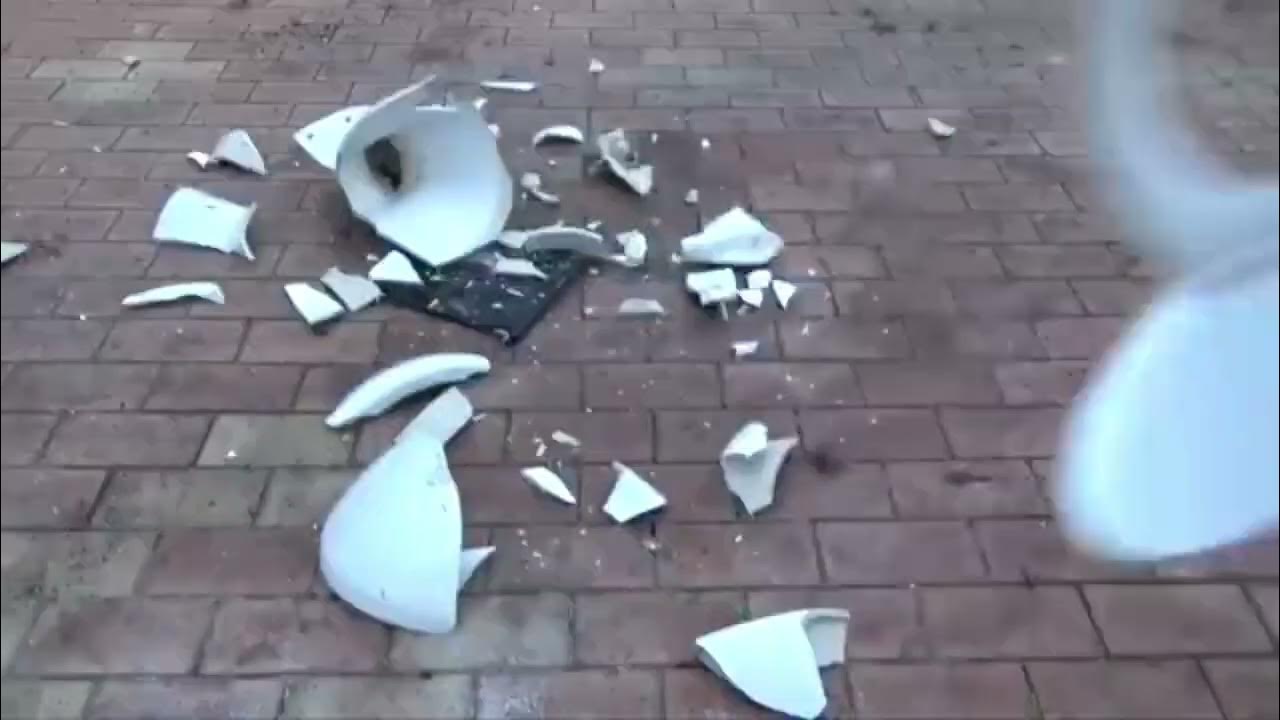 Smashing A Windows Computer REALLY QUICKLY - YouTube