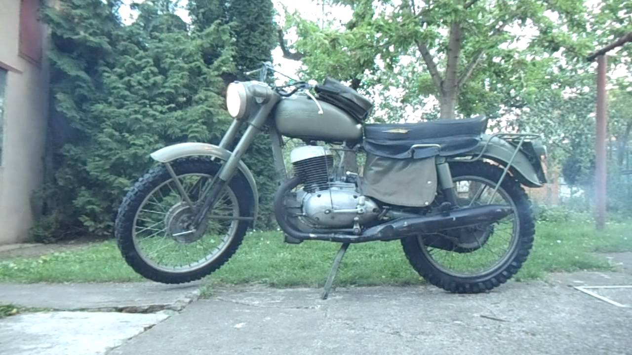 Jawa 250/579 - YouTube