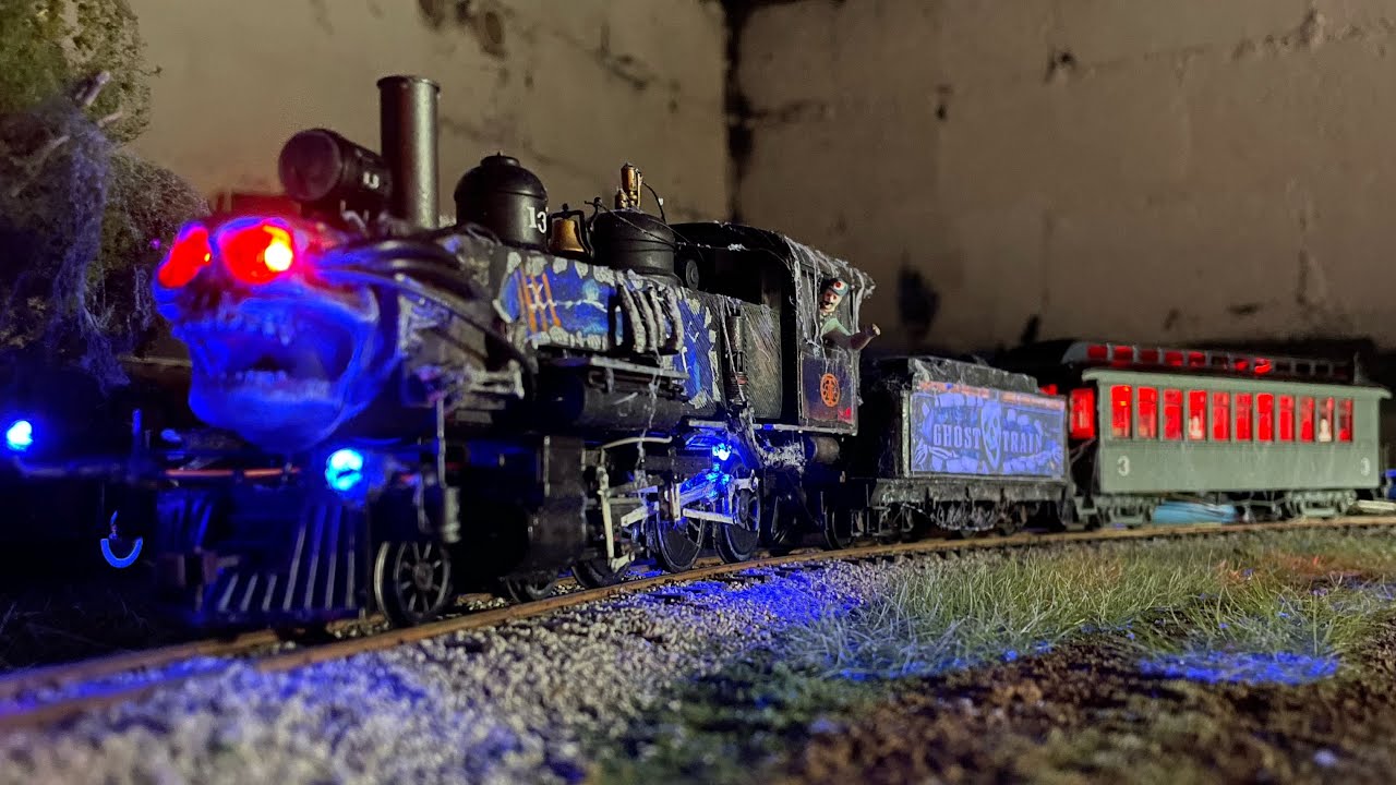 Tweetsie railroad ghost trains #12 & #13 - YouTube