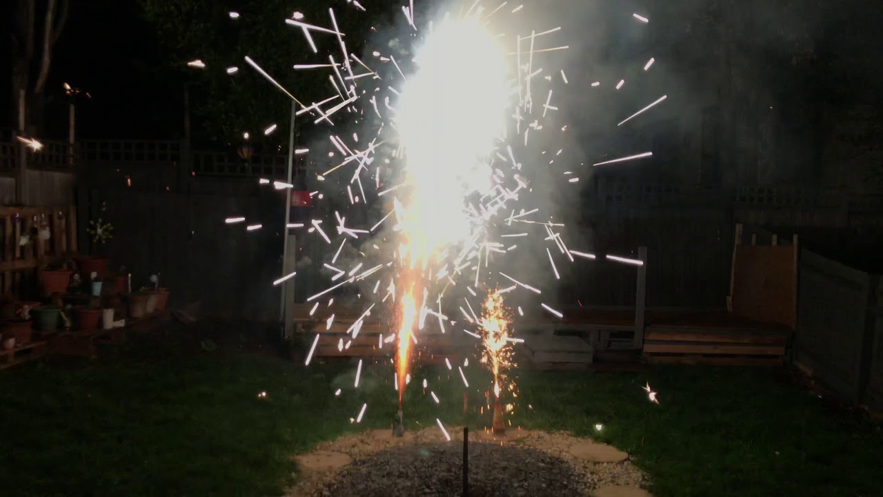 Klasek fireworks cracking fountain vs gemstone 💎 fireworks 13” lava ...