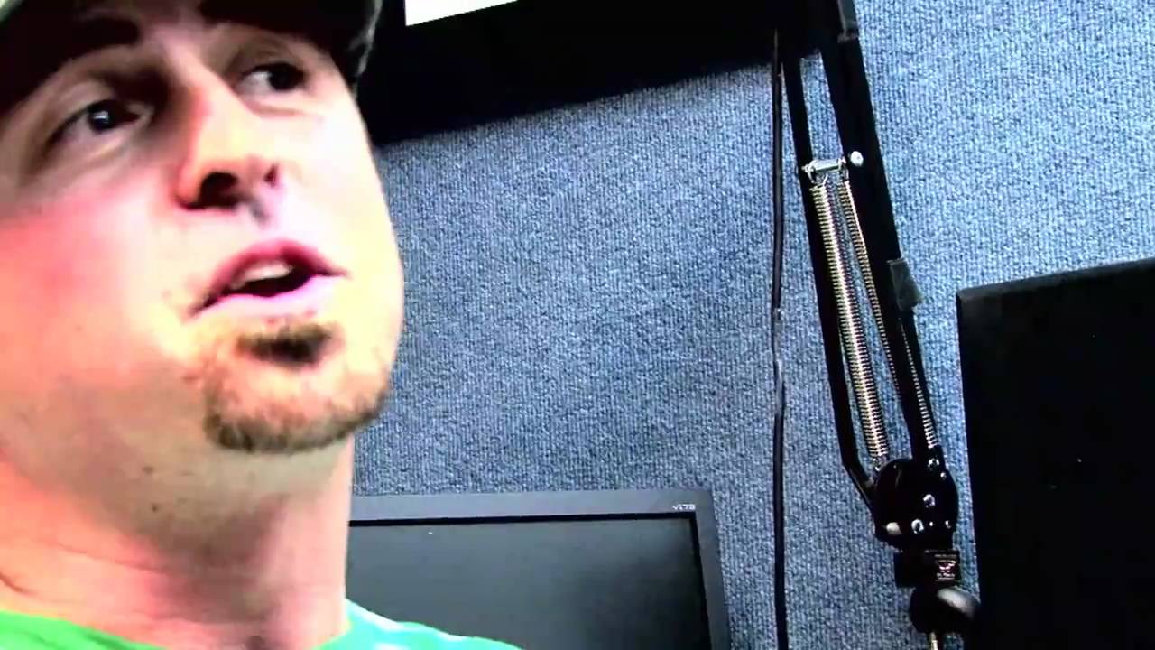 Case Re-Opened: Get 2 Know DJ Justin Case | 6mic Films + Majico ...