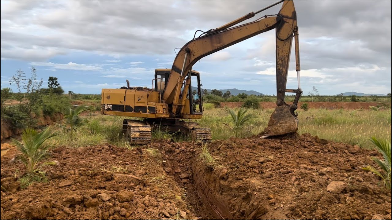 Episode 46:Excavator do work and dig canal - YouTube