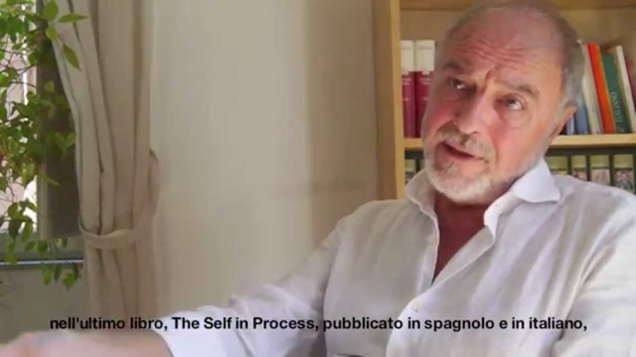 Entrevista a Juan Balbi (con sottotitoli in italiano) - YouTube